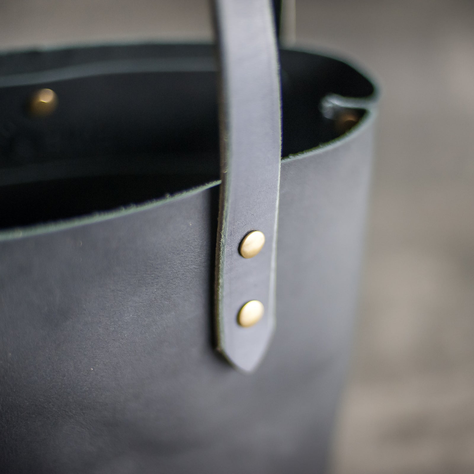Personalized Leather Strap Closure Tote Bag – Ox & Pine